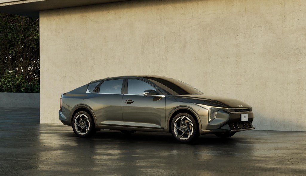 Kia launches new compact car, the K4 – Empty Tank