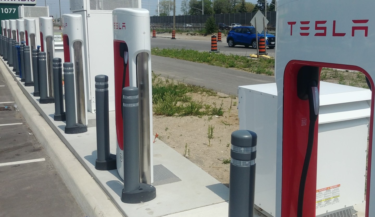 What federal and provincial EV rebates are available in Canada? – Empty ...