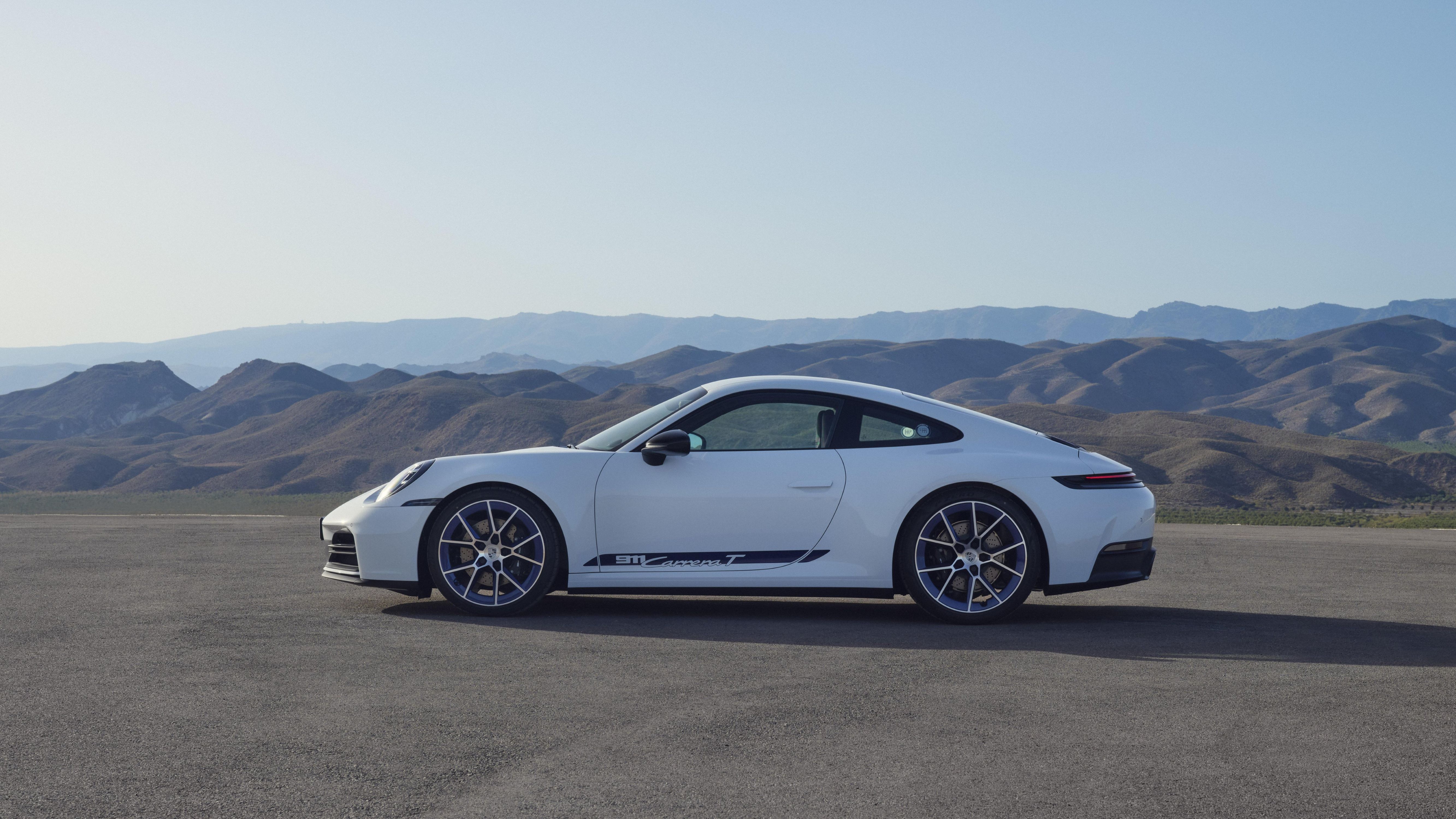 Porsche’s latest 911 Carrera T is 40 kg lighter than standard Carrera ...