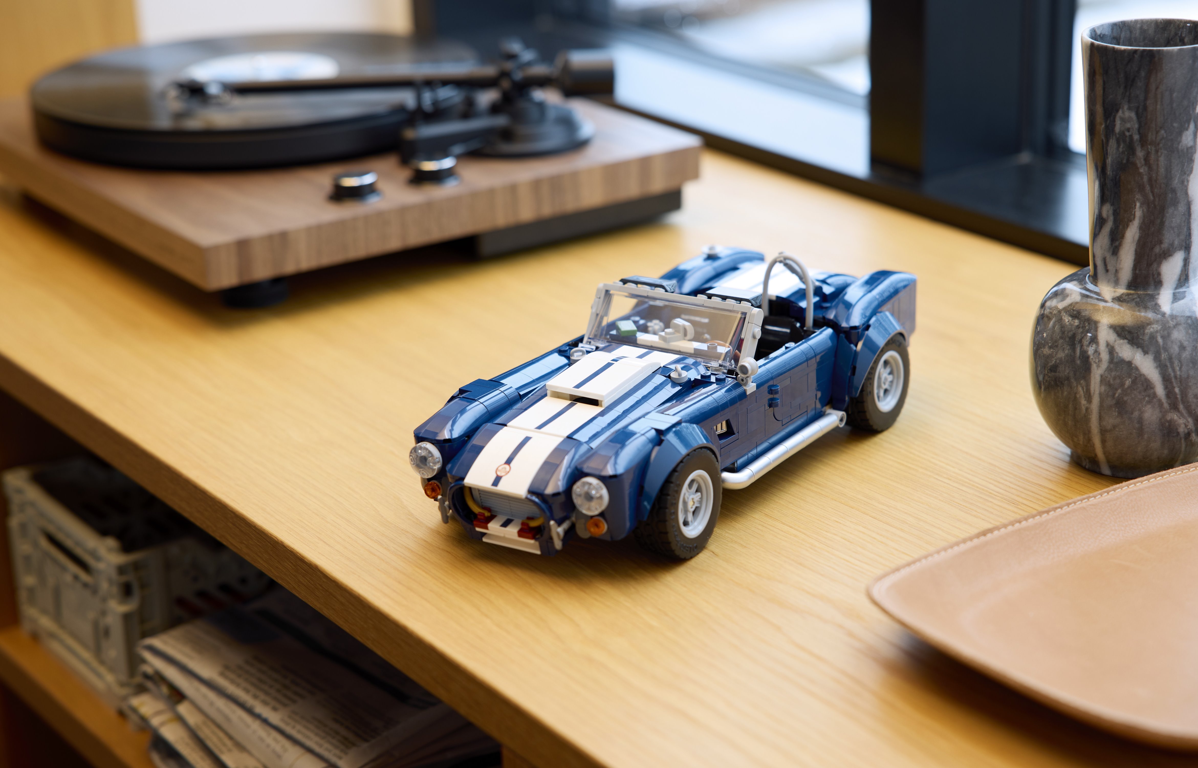 Iconic Shelby Cobra revived in Lego form – Empty Tank