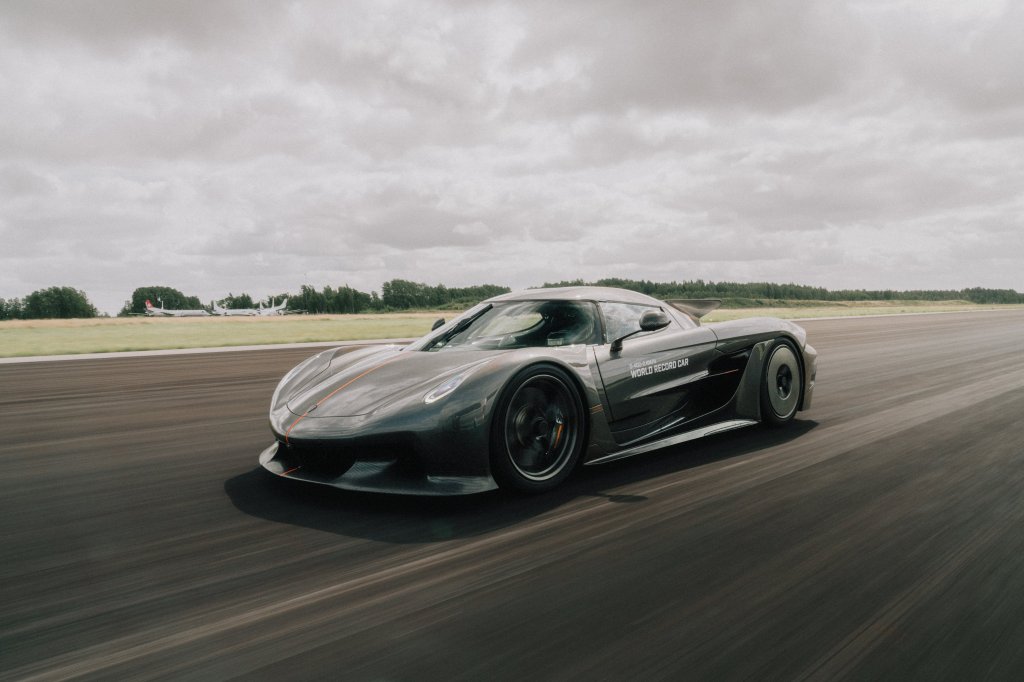 Koenigsegg just made the Jesko Absolut quicker and existing owners ...