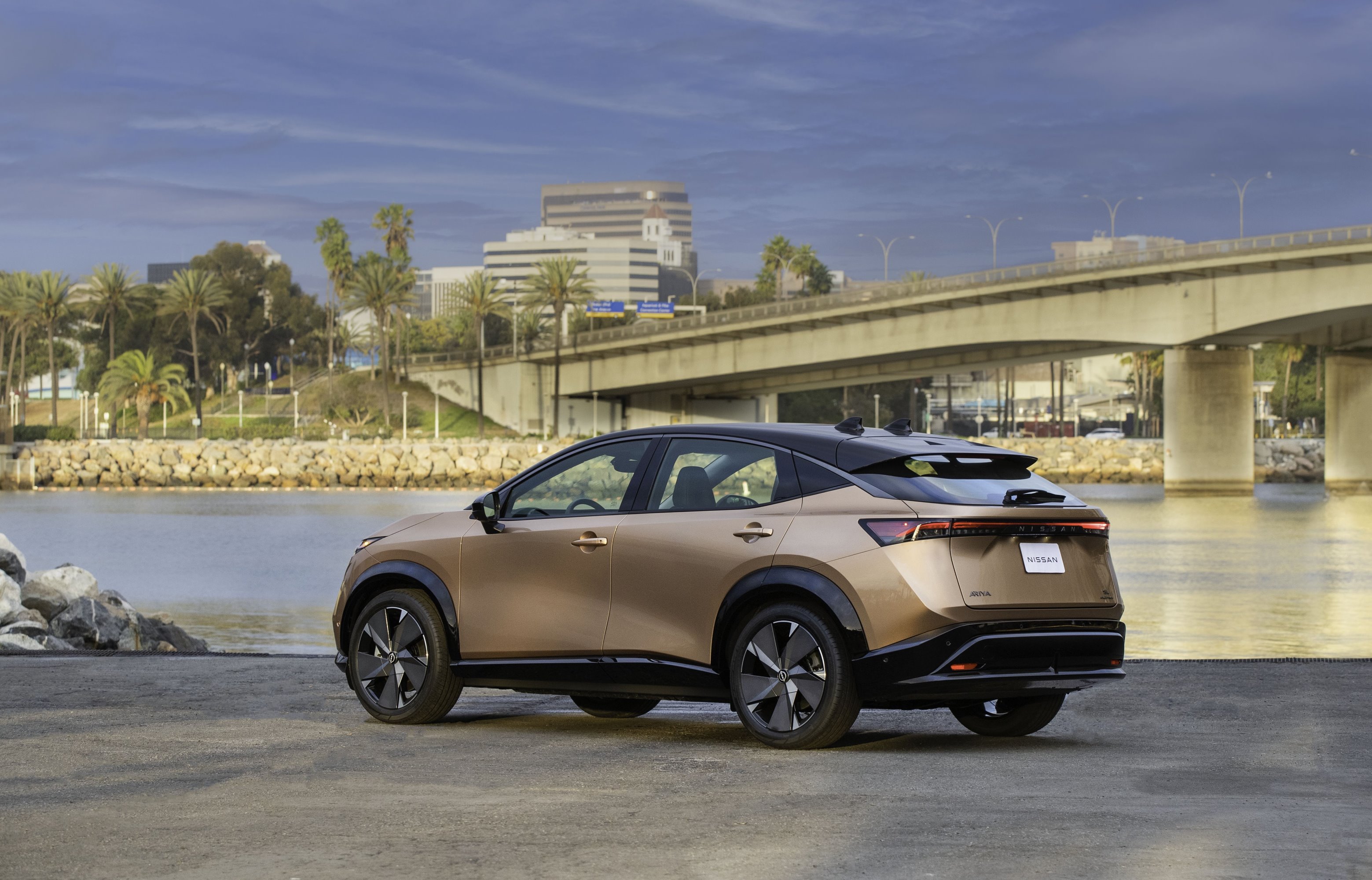 Nissan Ariya gets both cheaper and pricier in 2026 – Empty Tank