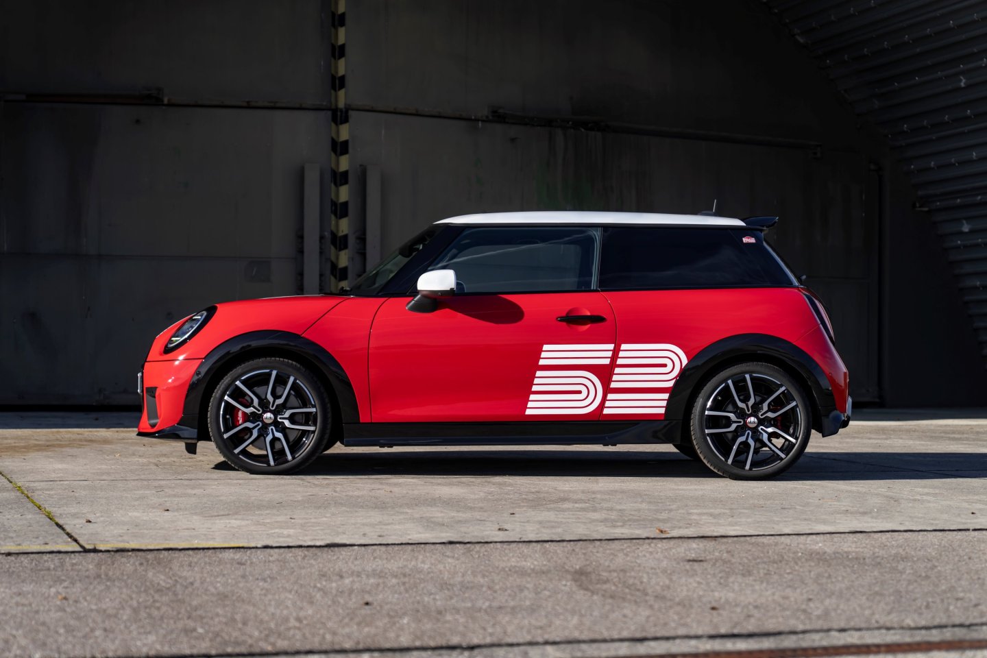 Mini unveils limited-edition 1965 Victory Edition car – Empty Tank
